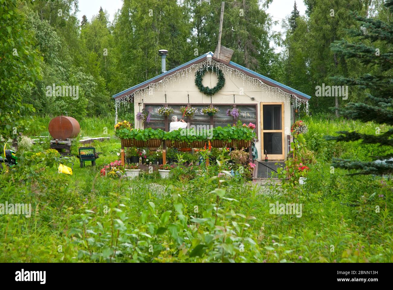 Rural alaska house hi-res stock photography and images - Alamy