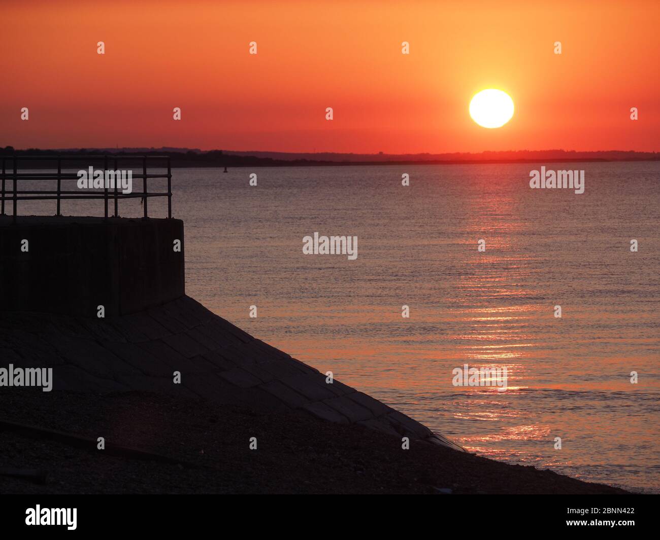 Sheerness, Kent, UK. 15th May, 2020. UK Weather: this evening's red hot ...