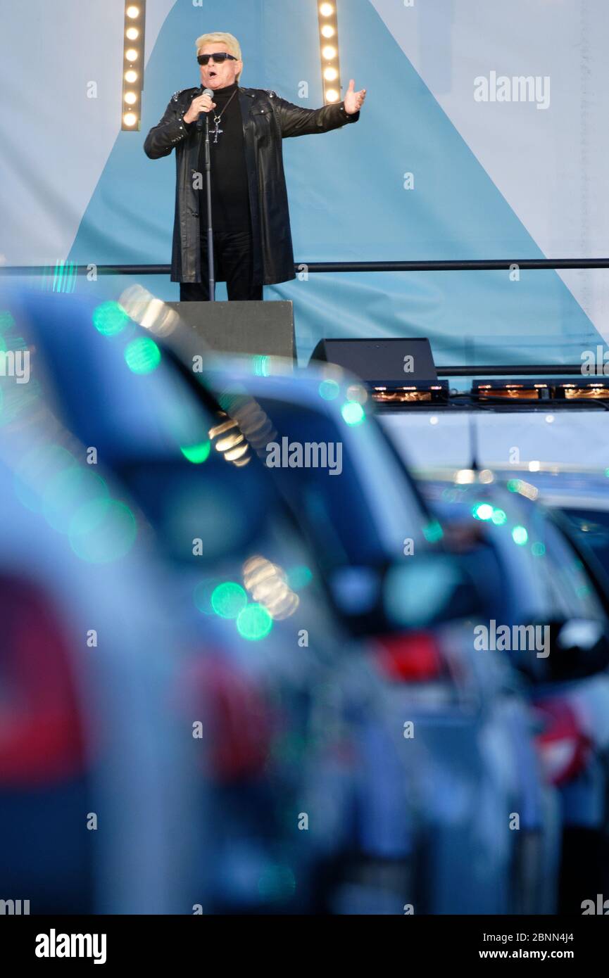 Bonn, Germany. 15th May, 2020. The singer Heino is on stage at a car ...