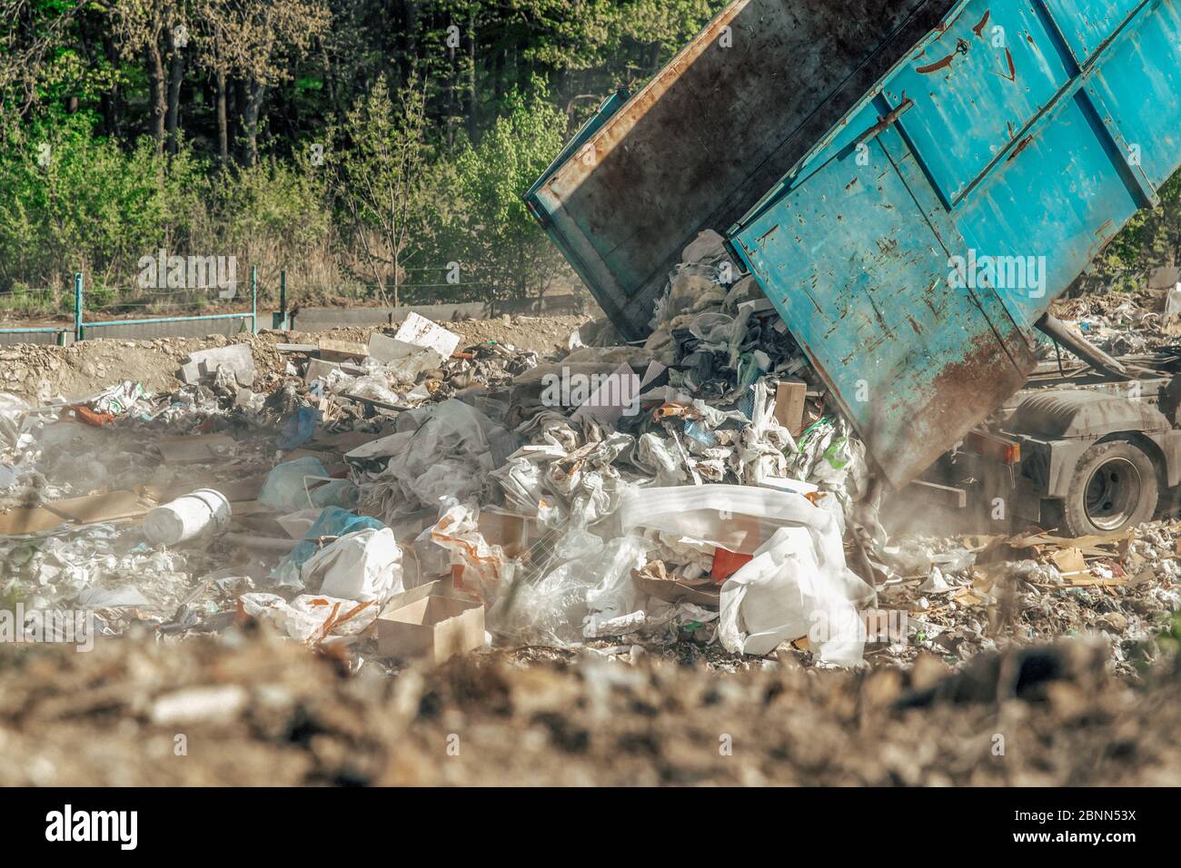Solutions to plastic pollution hi-res stock photography and images - Alamy