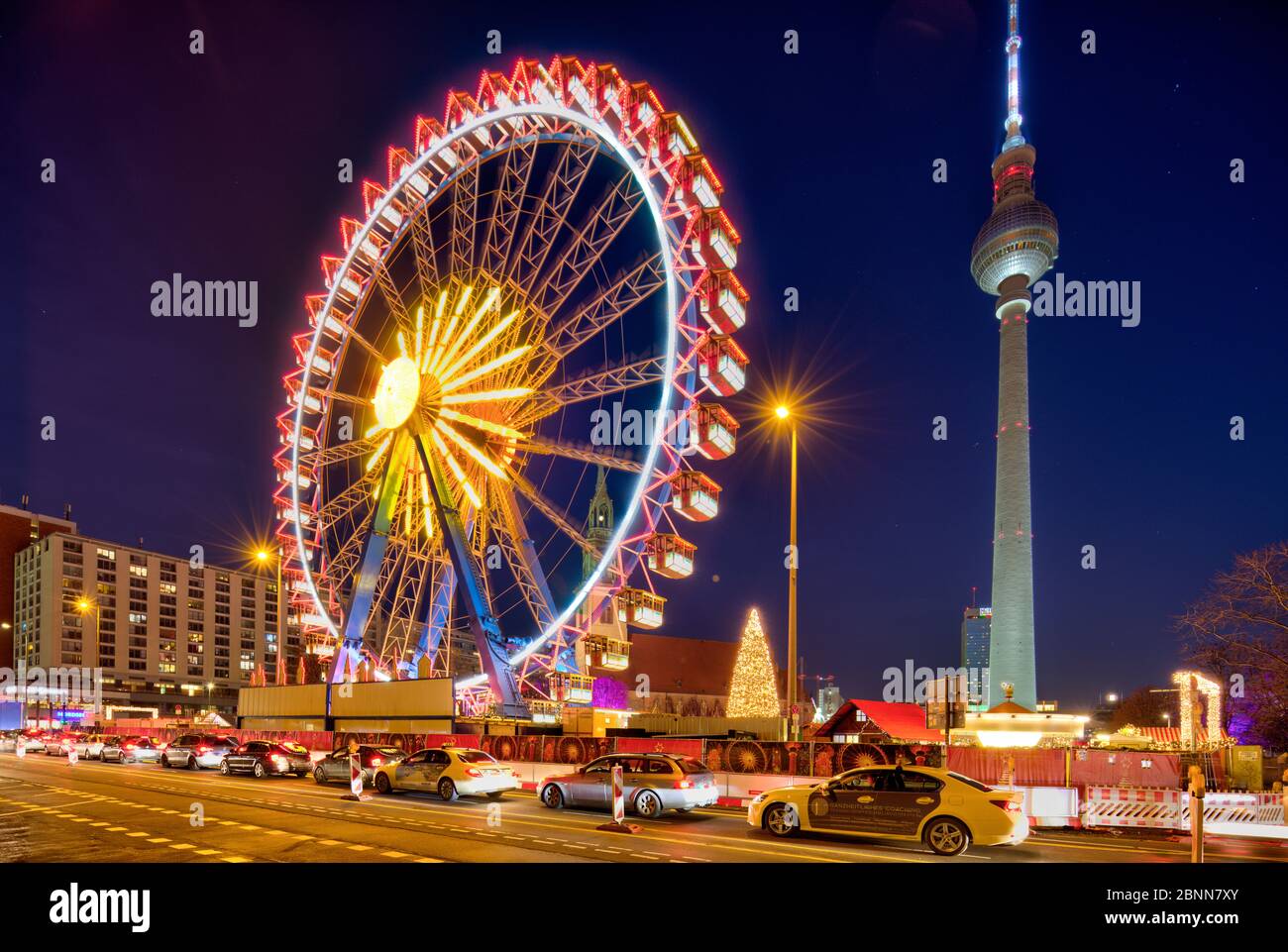 Wheel like structure hi-res stock photography and images - Alamy