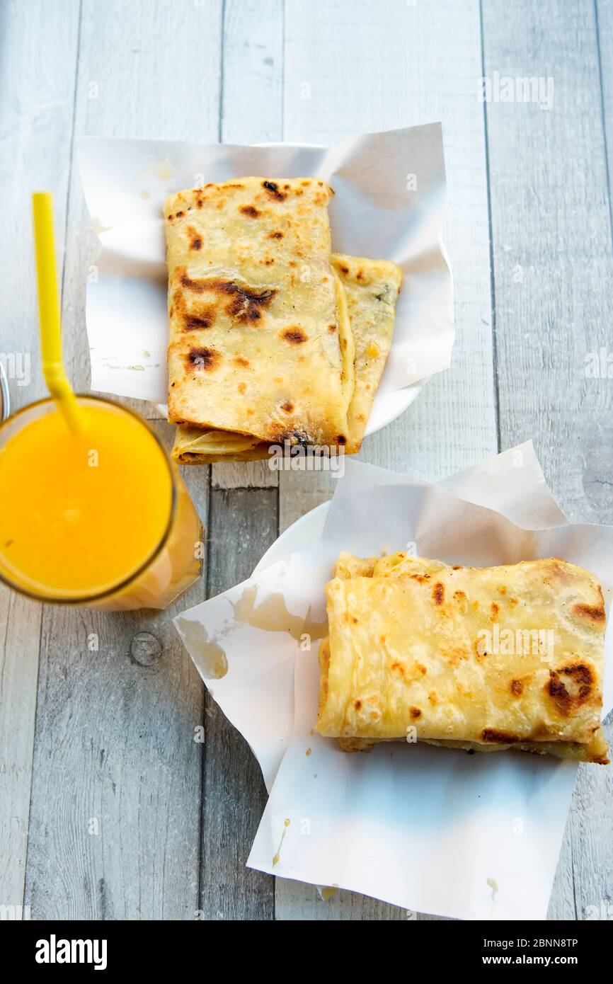 Arabian pancake hi-res stock photography and images - Alamy