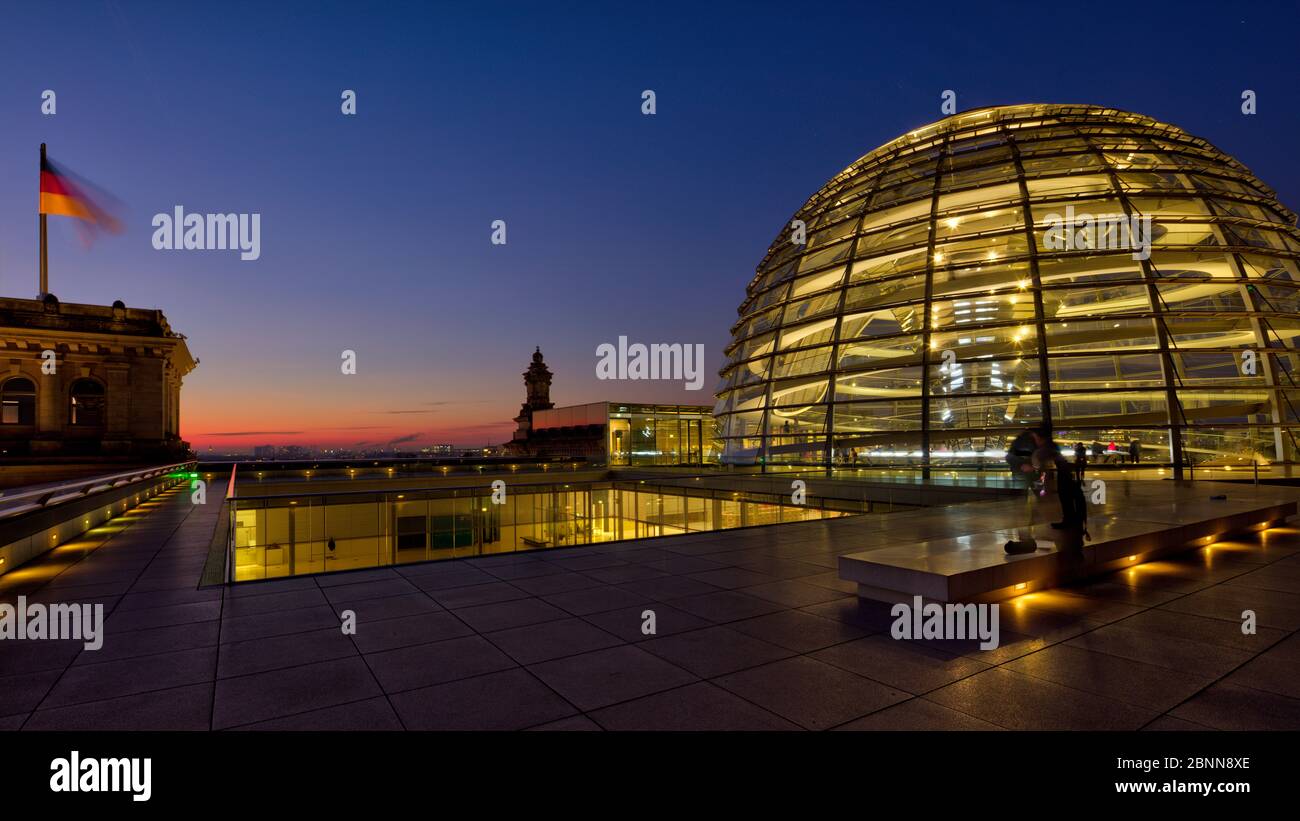 Reichstag building, dome, terrace, blue hour, dusk, Bundestag, government district, Berlin ...