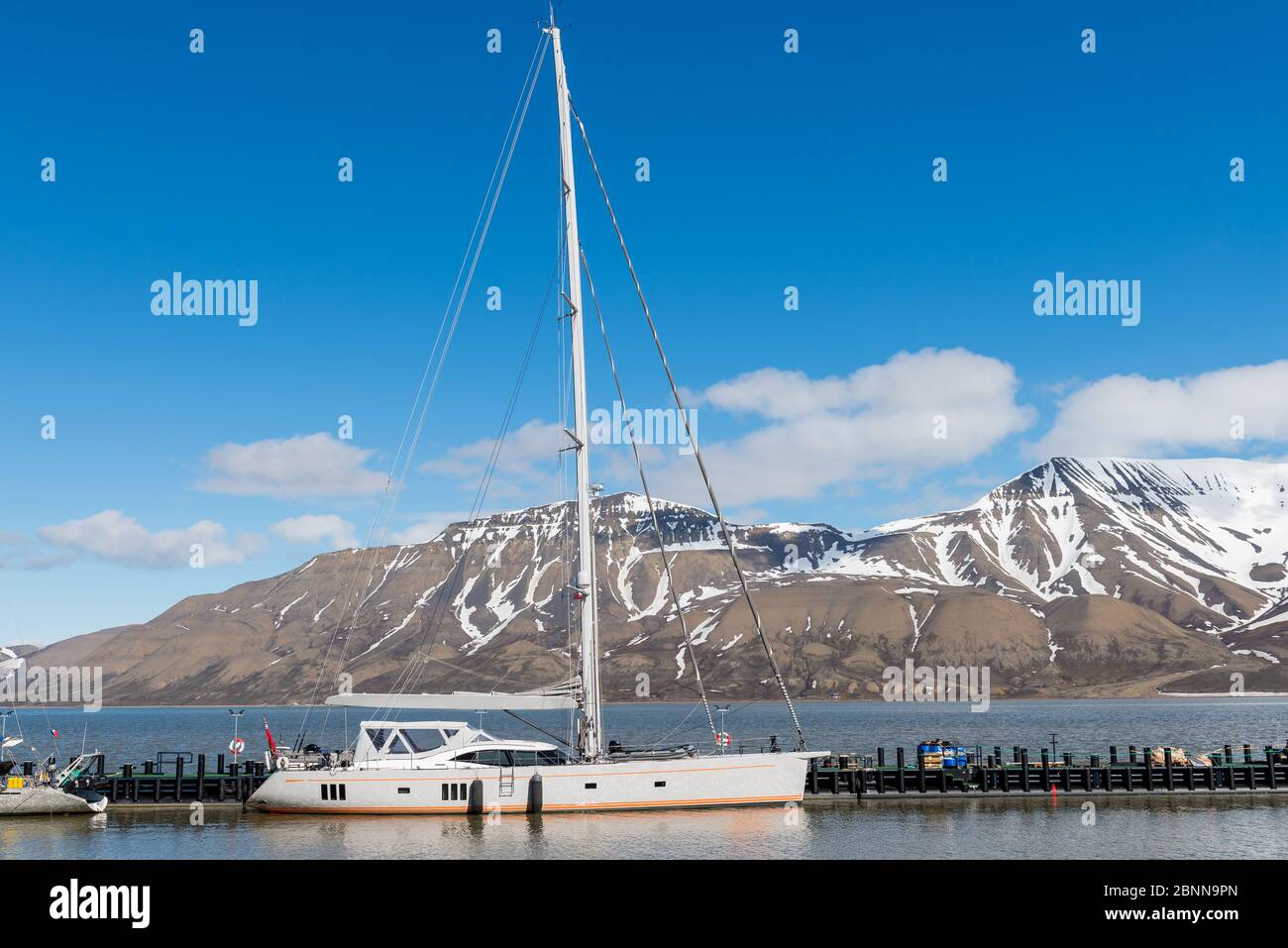 Sailing yacht in port of Longyearbyen, Svalbard archipelago Stock Photo ...