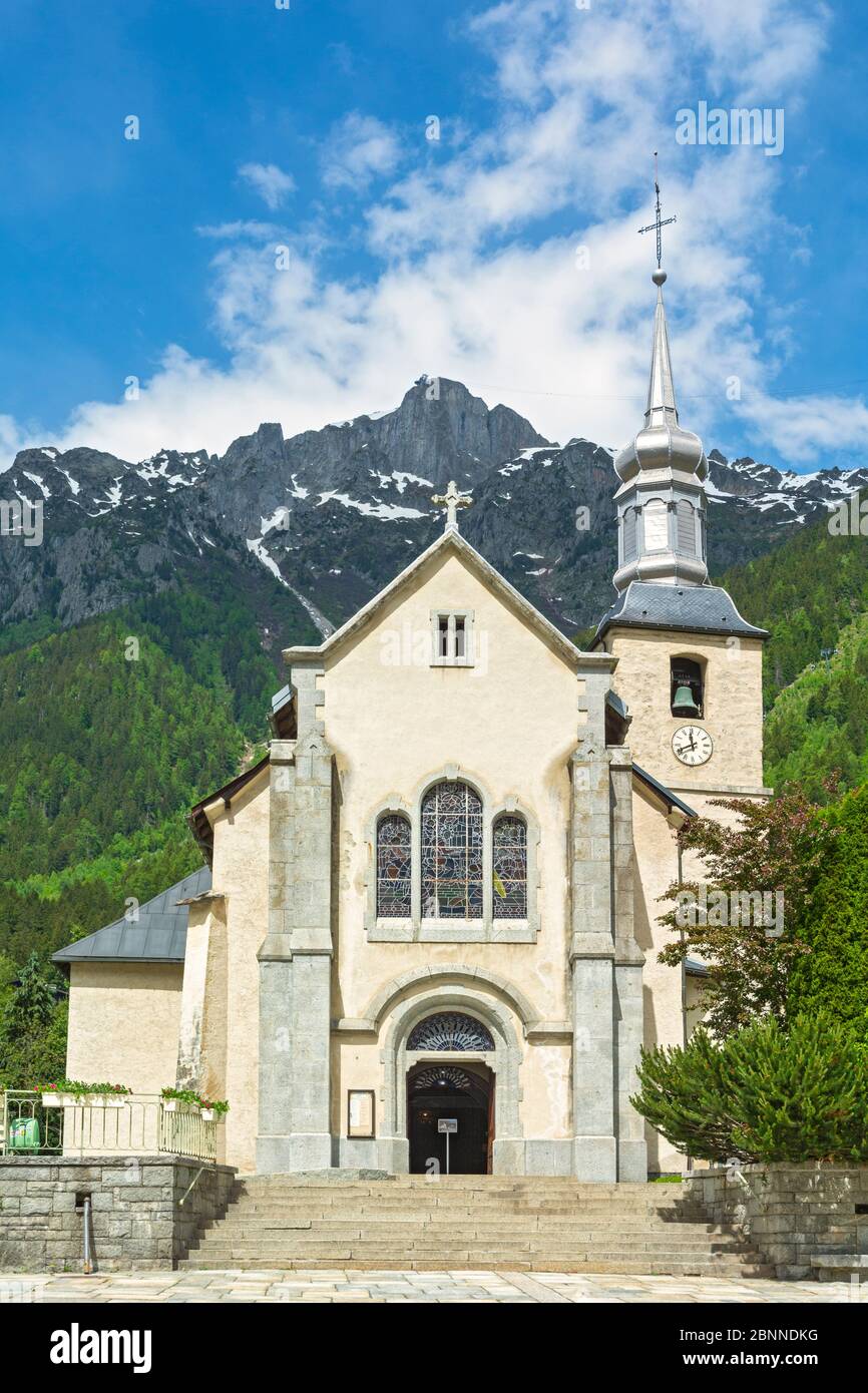France, Chamonix, late May, Eglise St. Michel, catholic church Stock ...