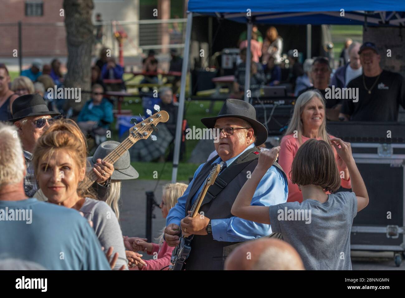 Guitarist Wearing Sunglasses High Resolution Stock Photography and ...