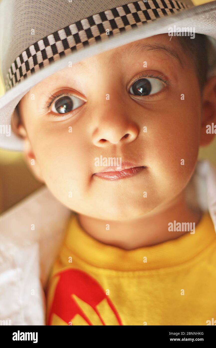 Studio shot of asian boy smiling hi-res stock photography and images ...