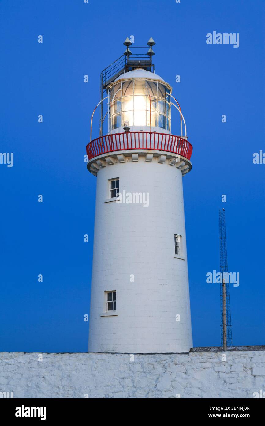 Loop head lighthouse hi-res stock photography and images - Alamy