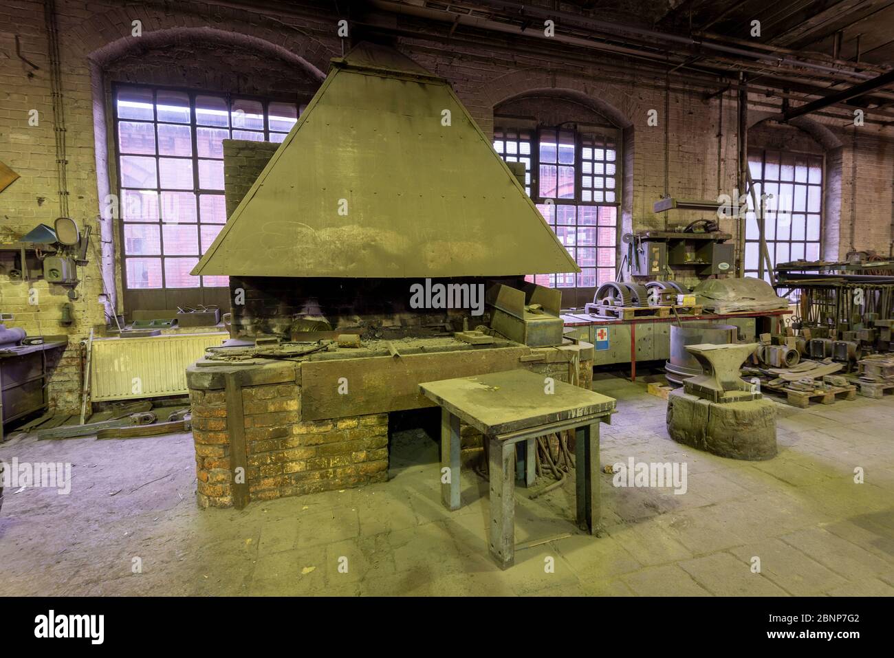 Former forge building hi-res stock photography and images - Alamy