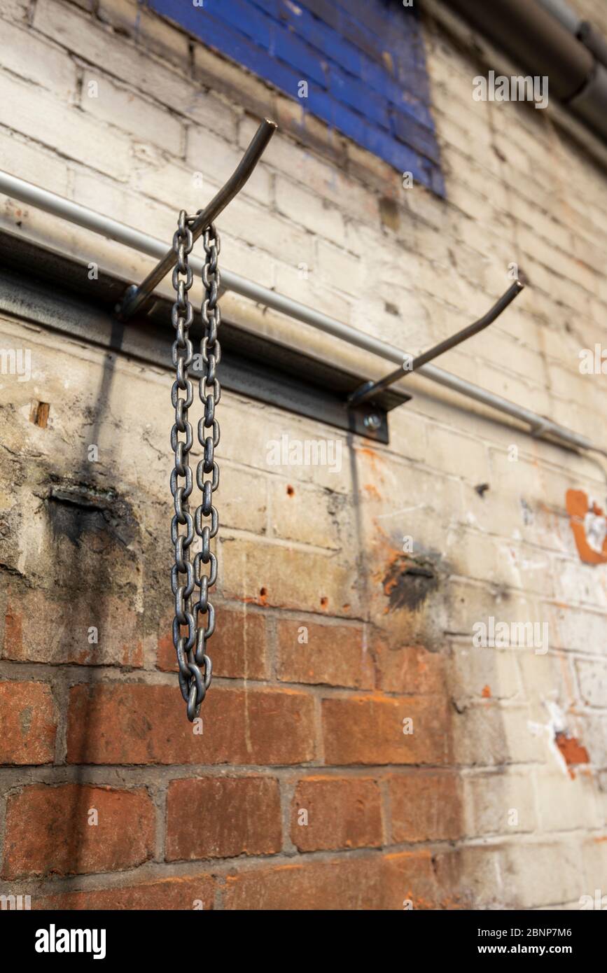 Forge chains hi-res stock photography and images - Alamy