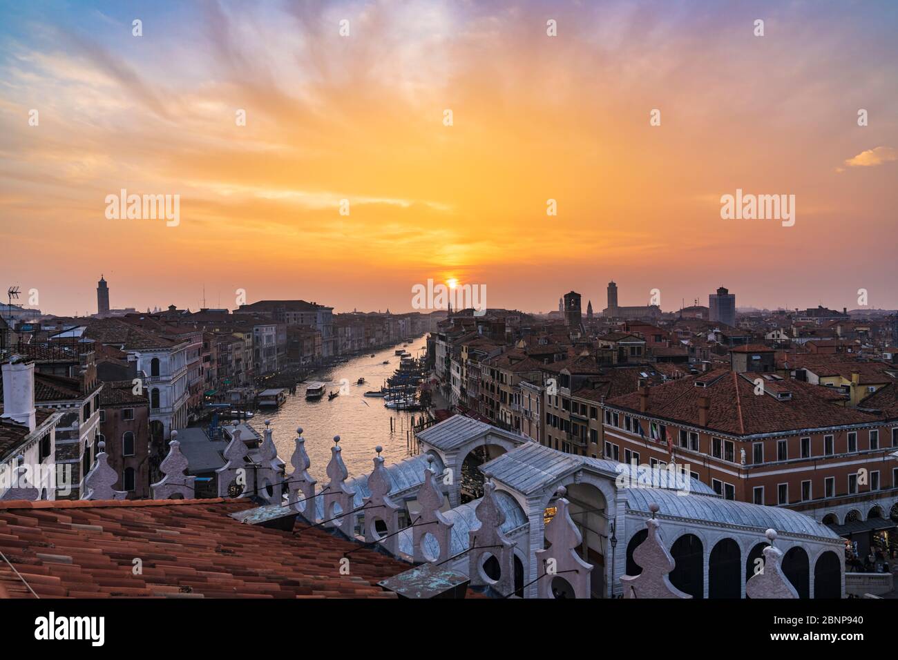 Grand Canal, sunset, Venice, historic center, island, Veneto, Italy ...