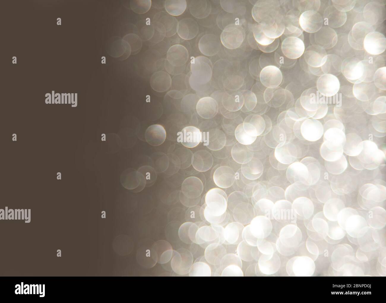 Christmas light background. Holiday glowing backdrop. Defocused ...