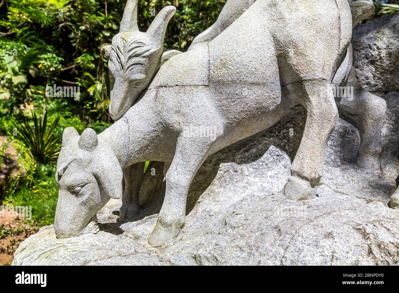 Guangzhou Five Rams Statue, Chinese Garden, Botanical Garden, Victoria ...