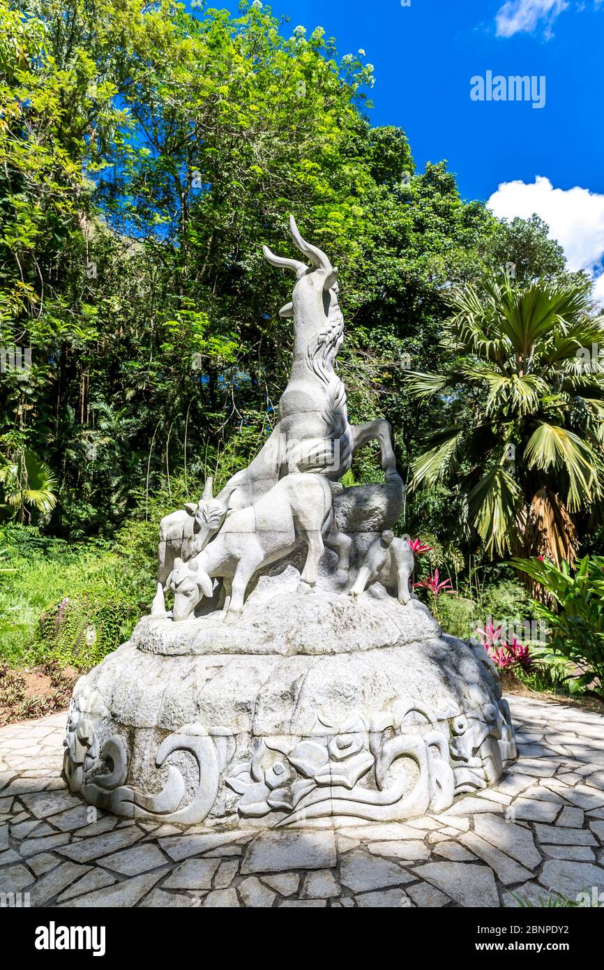 Guangzhou Five Rams Statue, Chinese Garden, Botanical Garden, Victoria ...