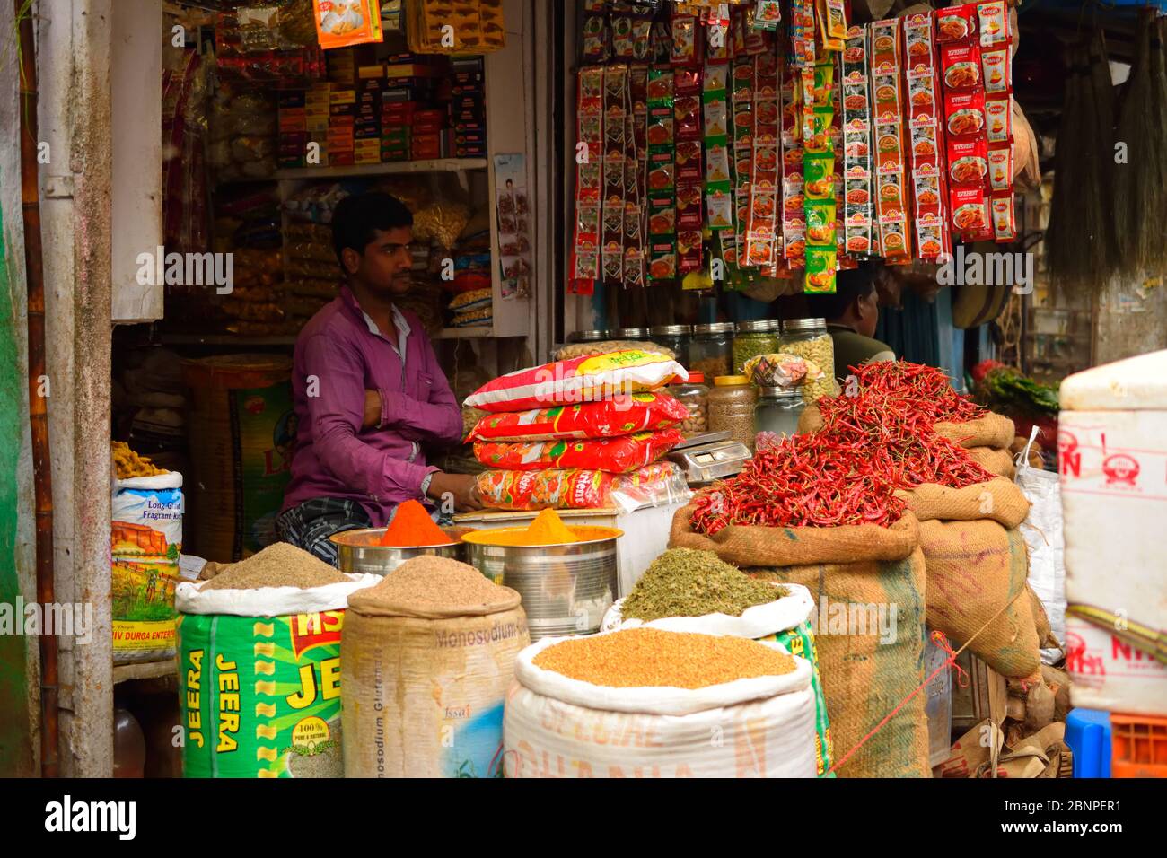 Kirana shop hi-res stock photography and images - Alamy