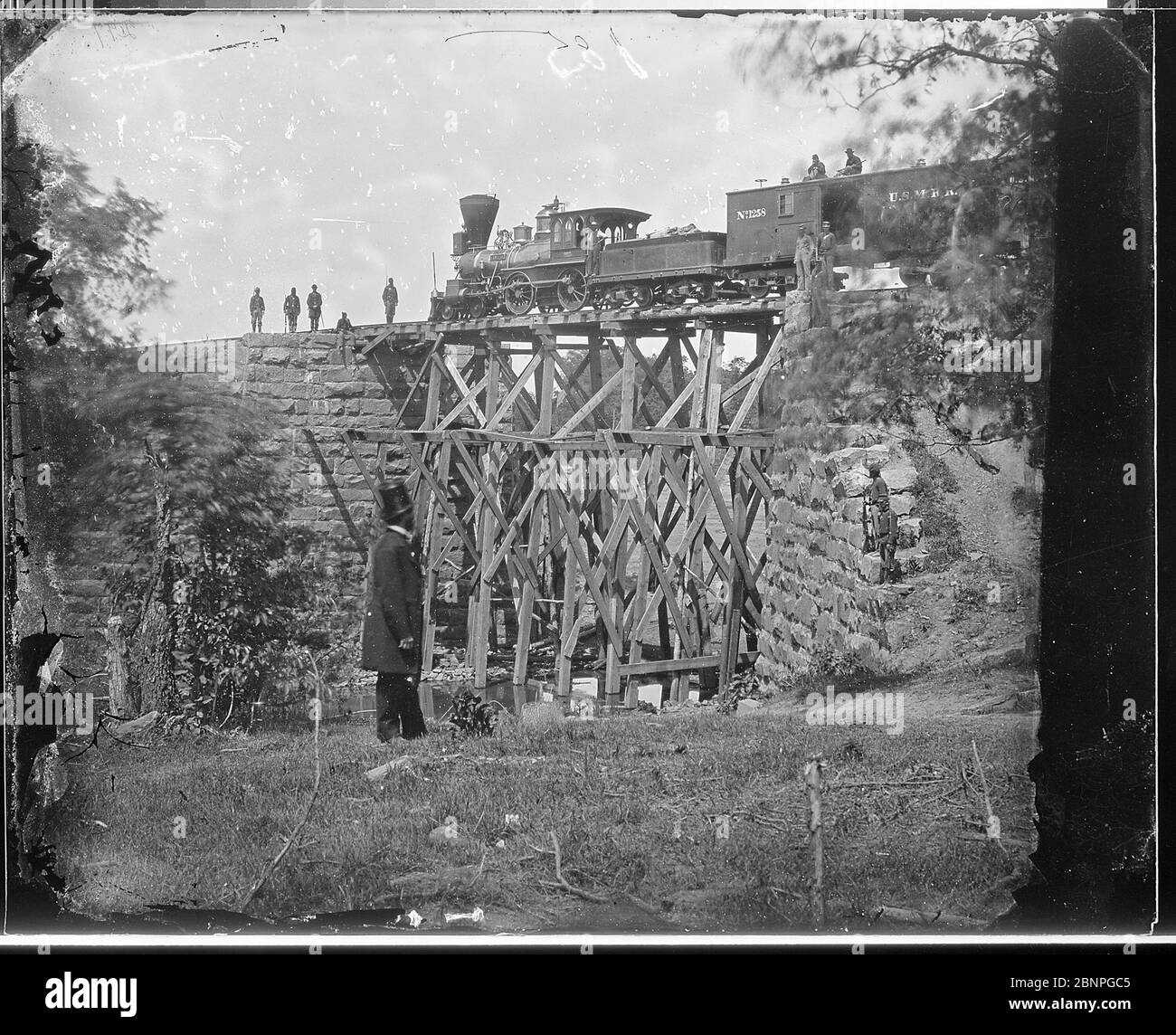 Alexandria railroad bridge hi-res stock photography and images - Alamy