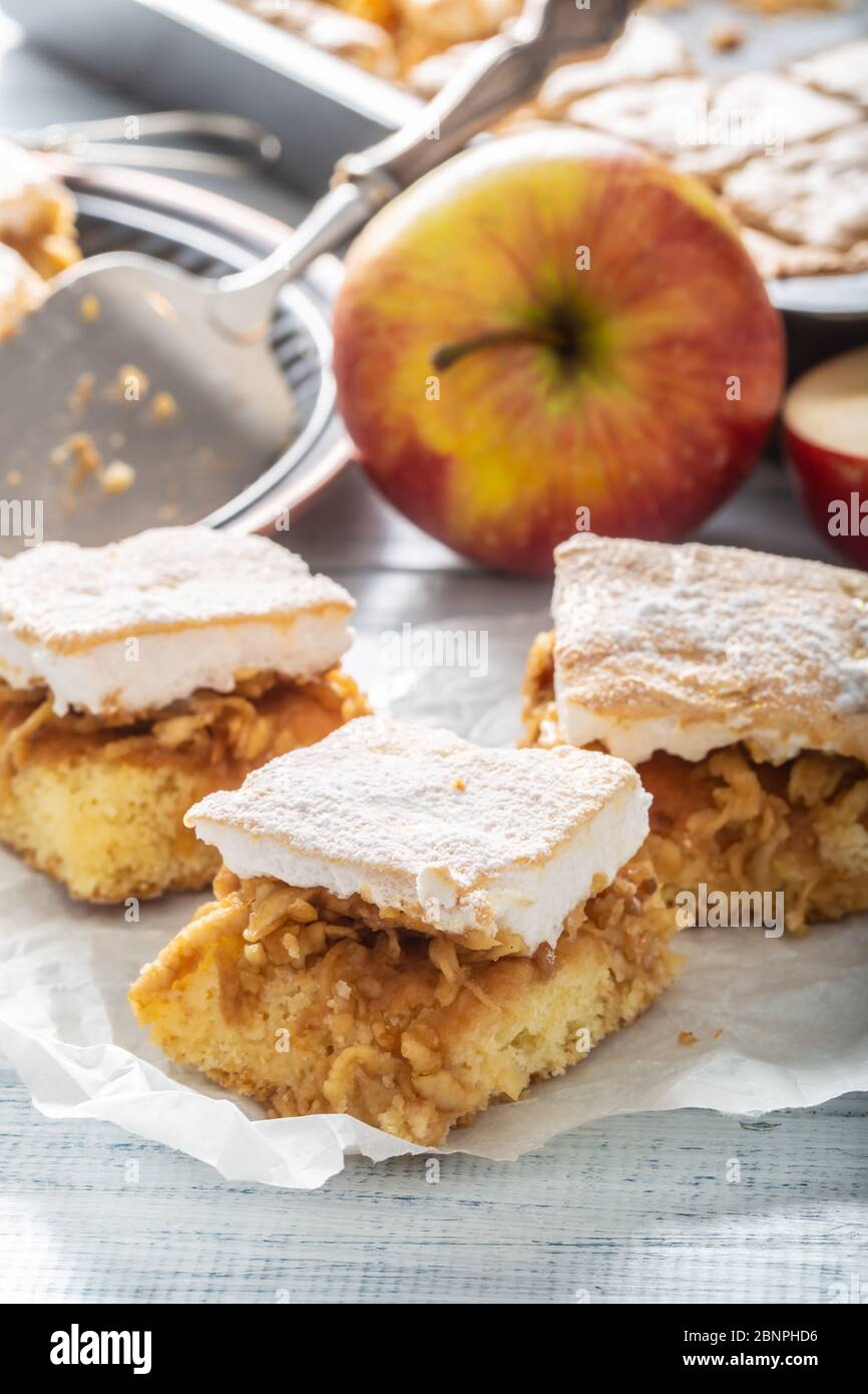 White wgg hi-res stock photography and images - Alamy