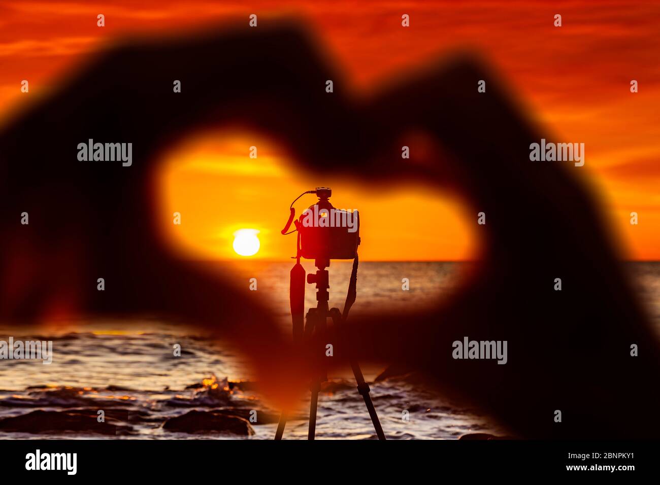 Camera shape hi-res stock photography and images - Alamy