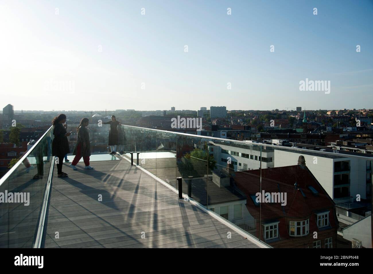 Dänemark, Aarhus, rooftop bar on the department store Stock Photo - Alamy
