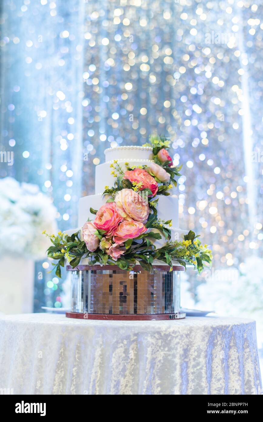 wedding cake in reception event Stock Photo - Alamy