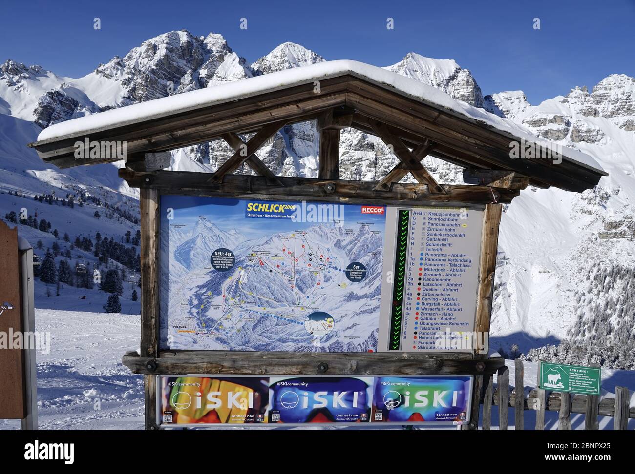 Austria, Tyrol, Stubaital, Fulpmes, ski area Schlick 2000, Kreuzjoch ...