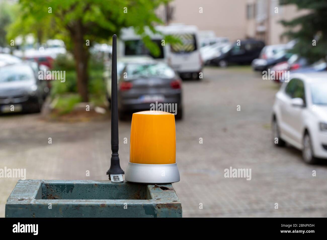 Auto gate remote control hi-res stock photography and images - Alamy