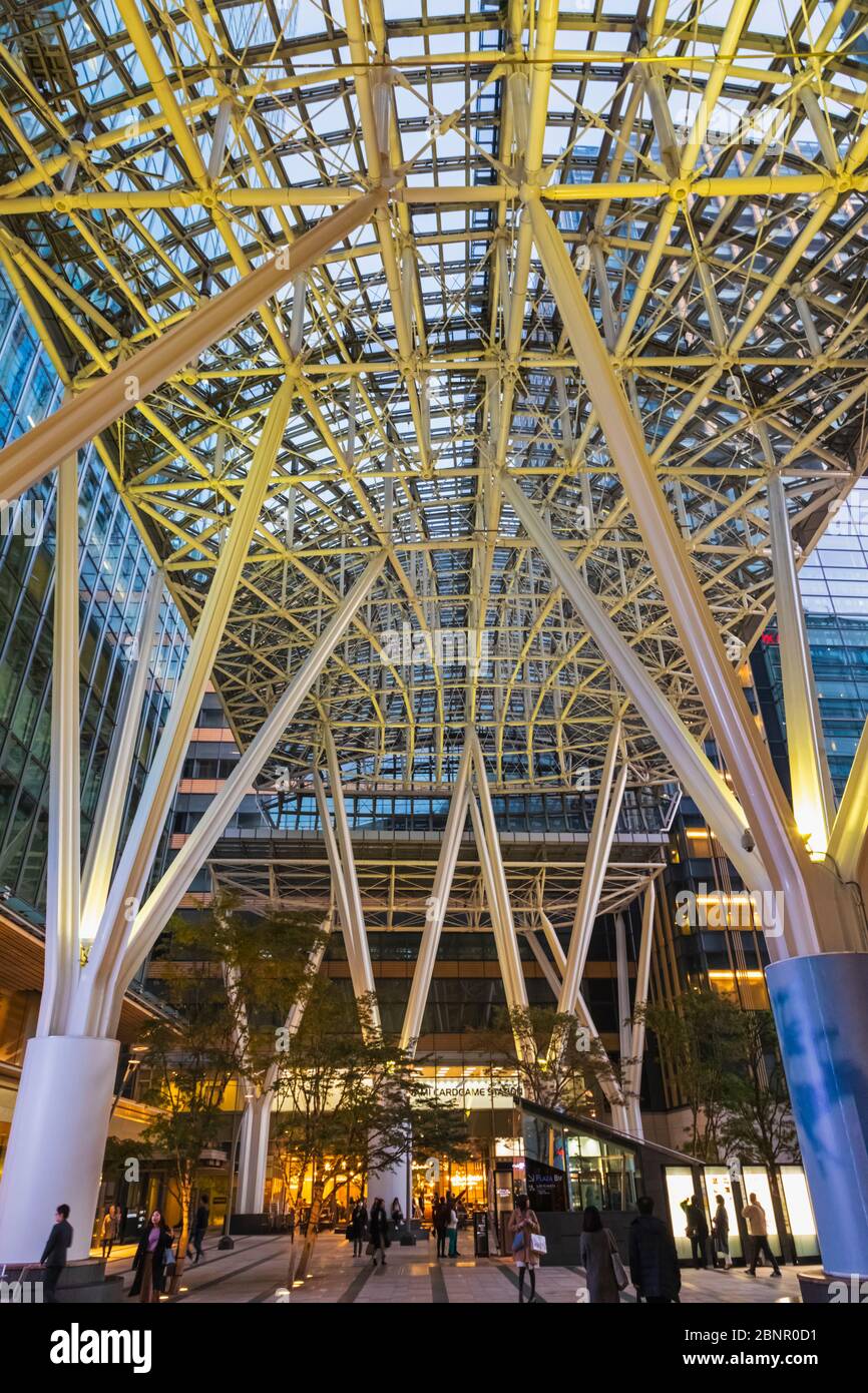 Tokyo midtown shopping and hotel complex hi-res stock photography and ...