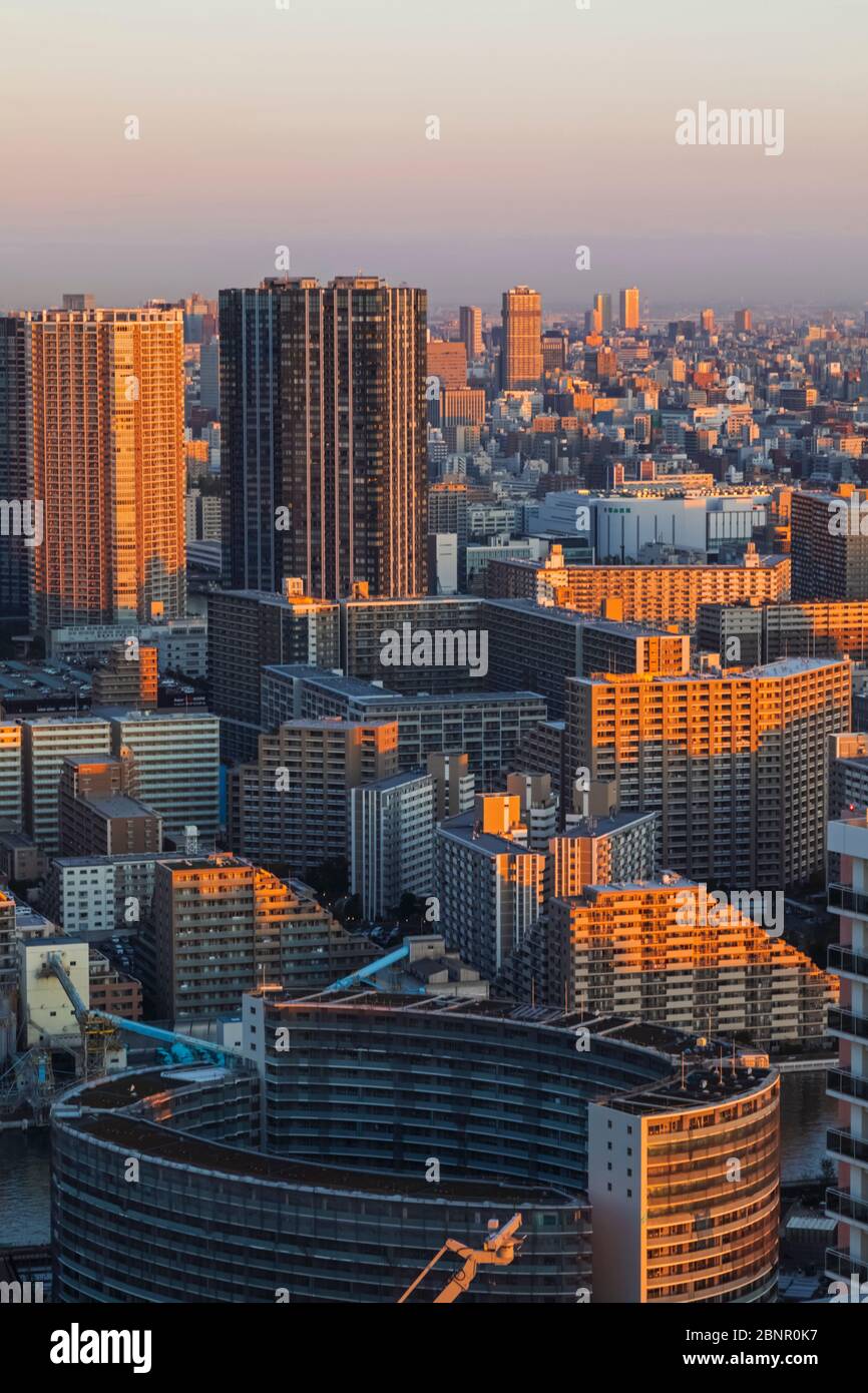 Toyosu area modern skyline hi-res stock photography and images - Alamy