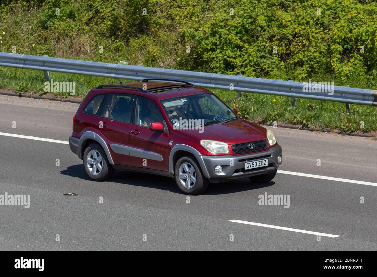 2003 toyota rav4 hi-res stock photography and images - Alamy