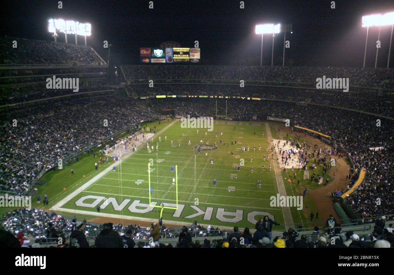 Oakland alameda coliseum night hi-res stock photography and images - Alamy