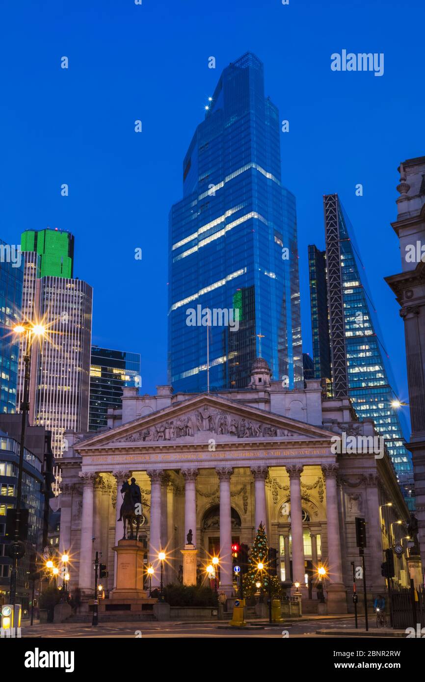 Night view showing the royal exchange and modern skyscrapers hi-res ...