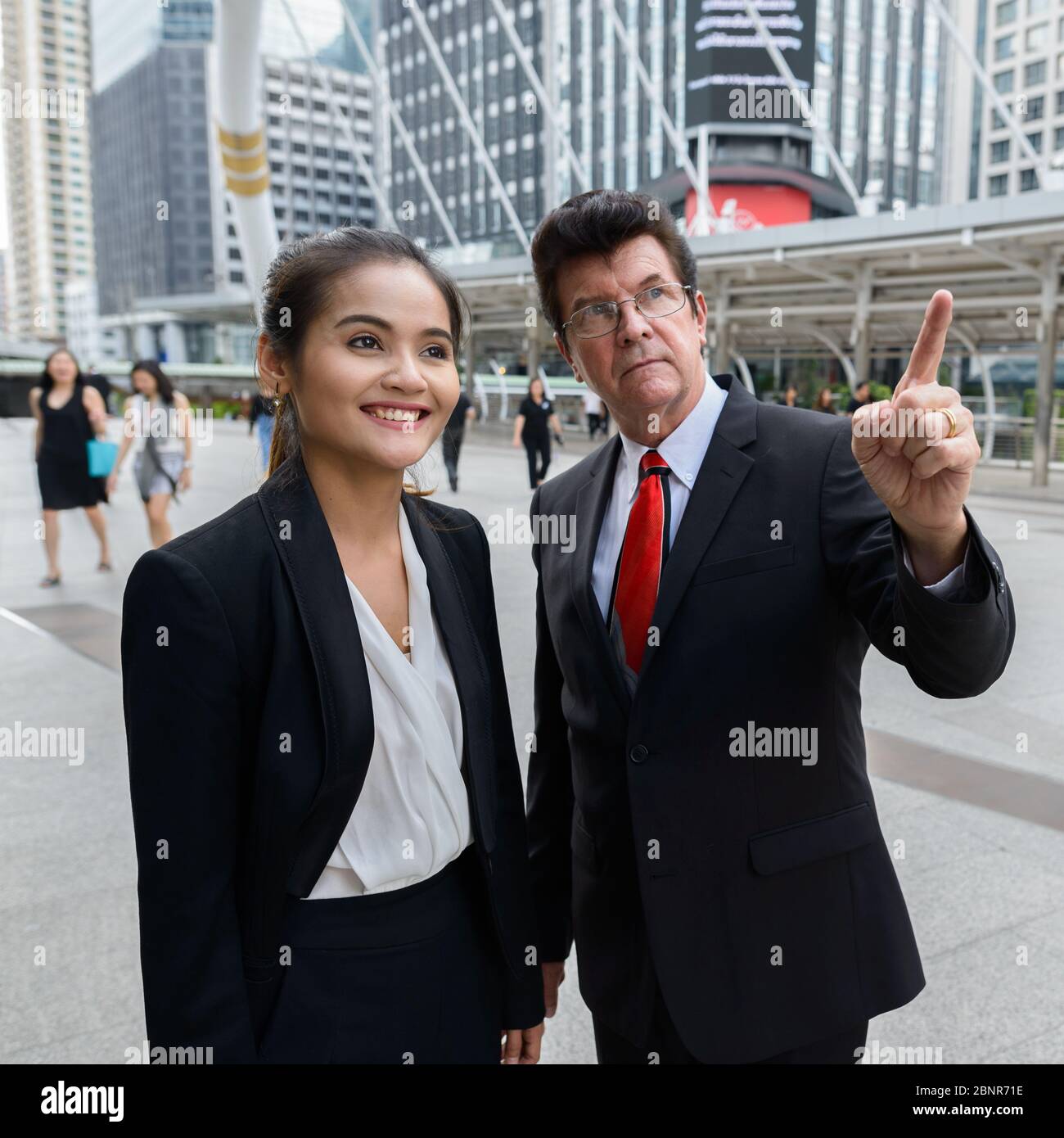 Employee training hi-res stock photography and images - Alamy