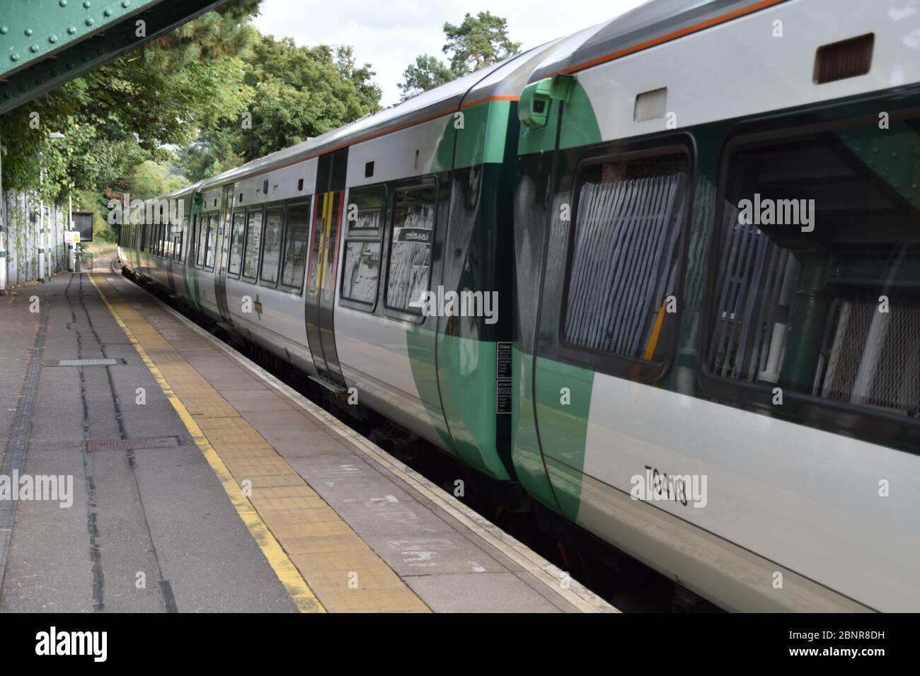 Kenley railway station surrey hi-res stock photography and images - Alamy