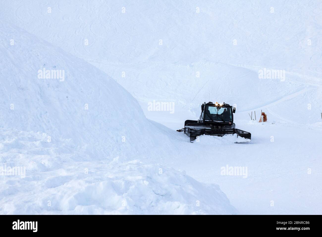 Snowcat in operation Stock Photo - Alamy