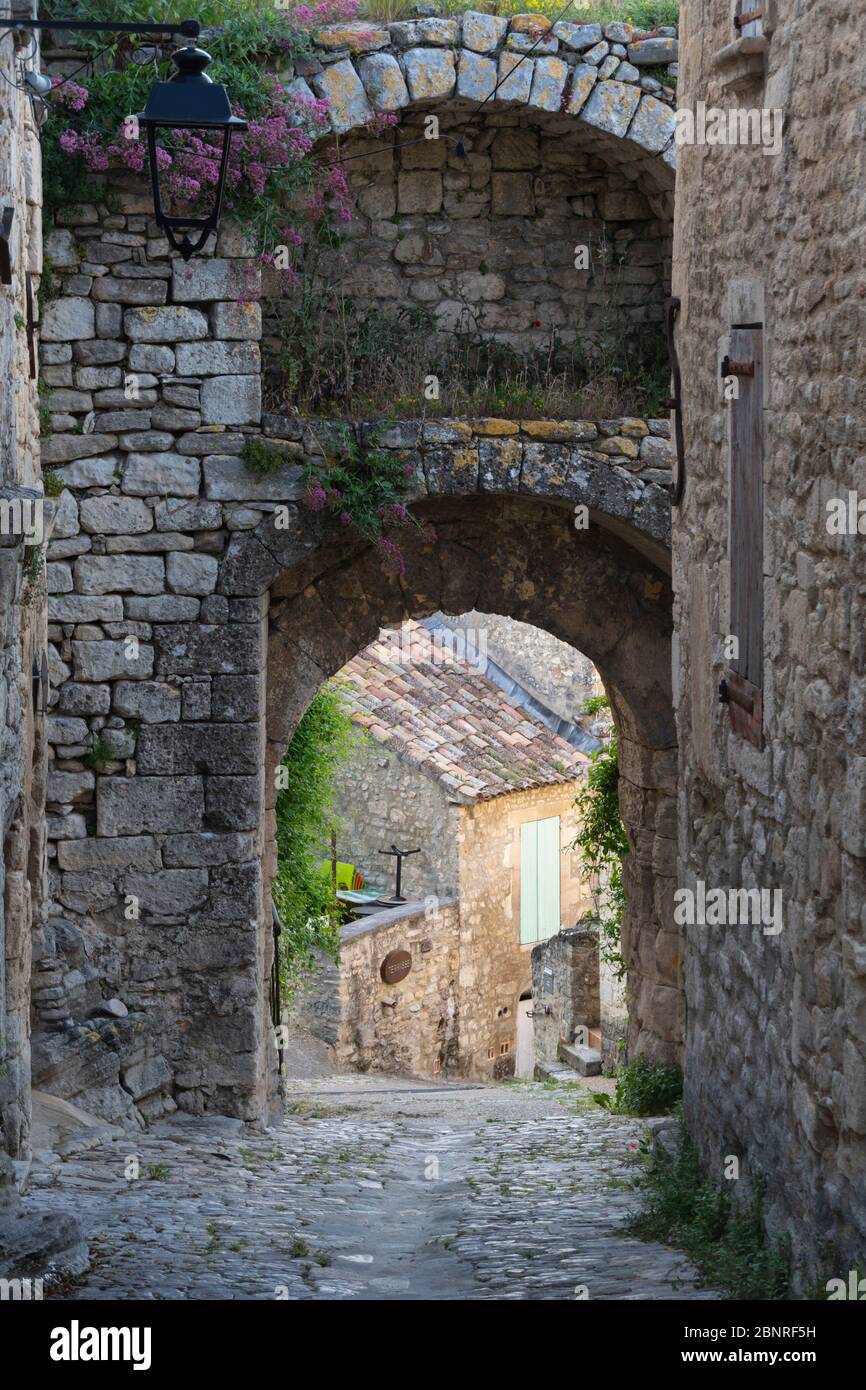 Lacoste , street views, Luberon , France Stock Photo - Alamy