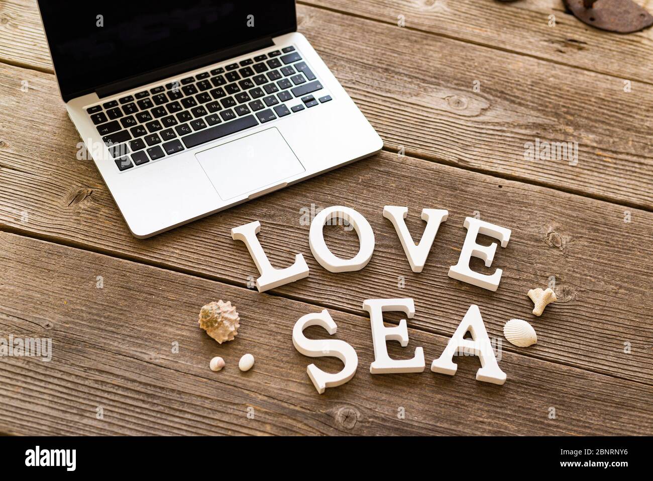 Apple remote desktop hi-res stock photography and images - Alamy