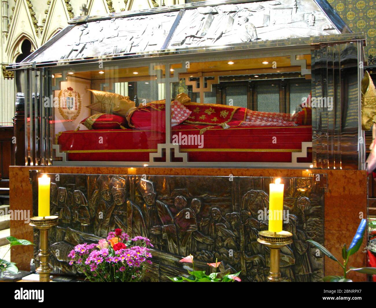 Sarcophagus of Alojzije Stepinac in St. Stephen's Cathedral, Zagreb ...