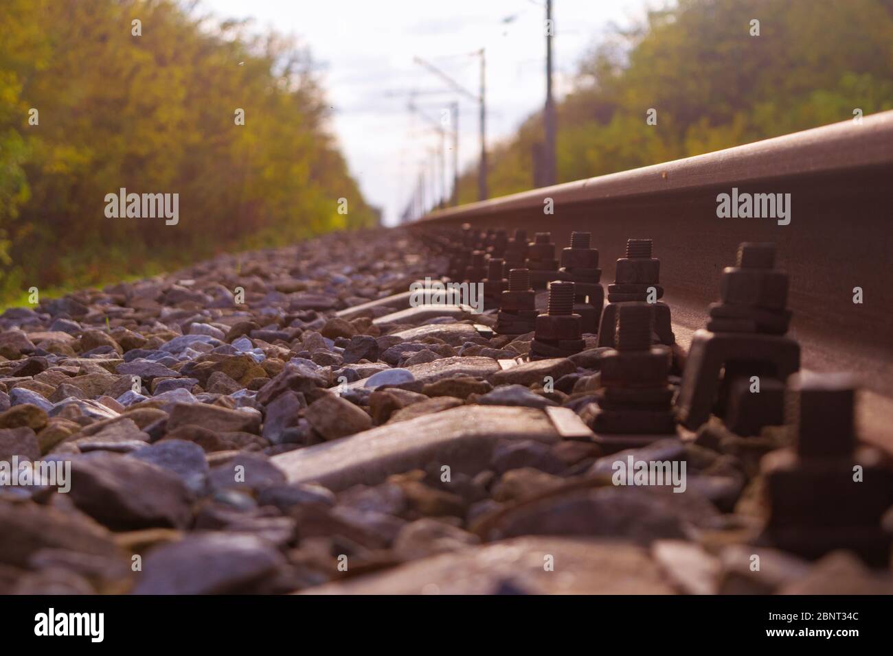Railroad track horizon hi-res stock photography and images - Alamy