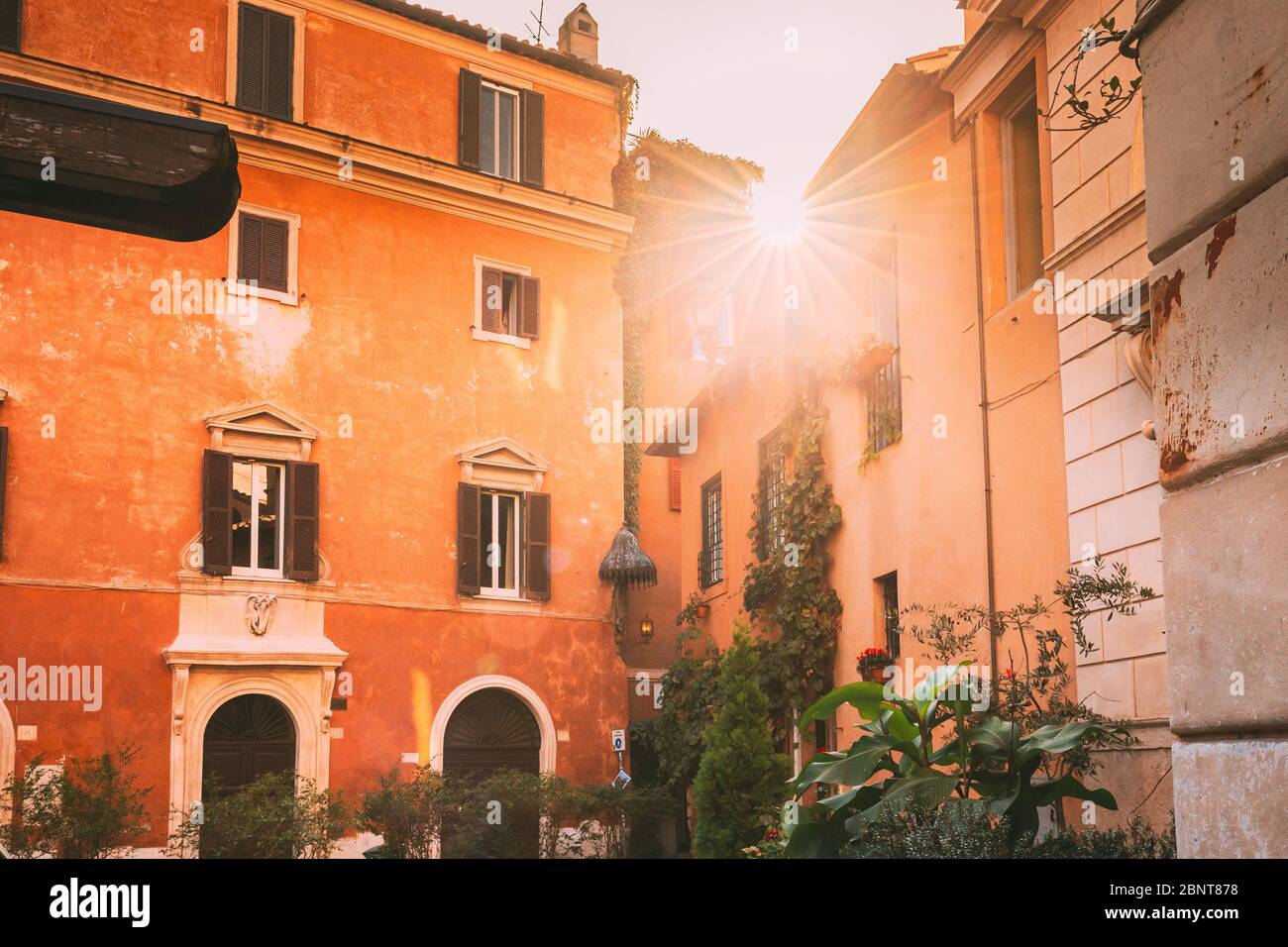 Rome, Italy. Sunshine Sun Shine Above Roofs Old Houses Stock Photo - Alamy