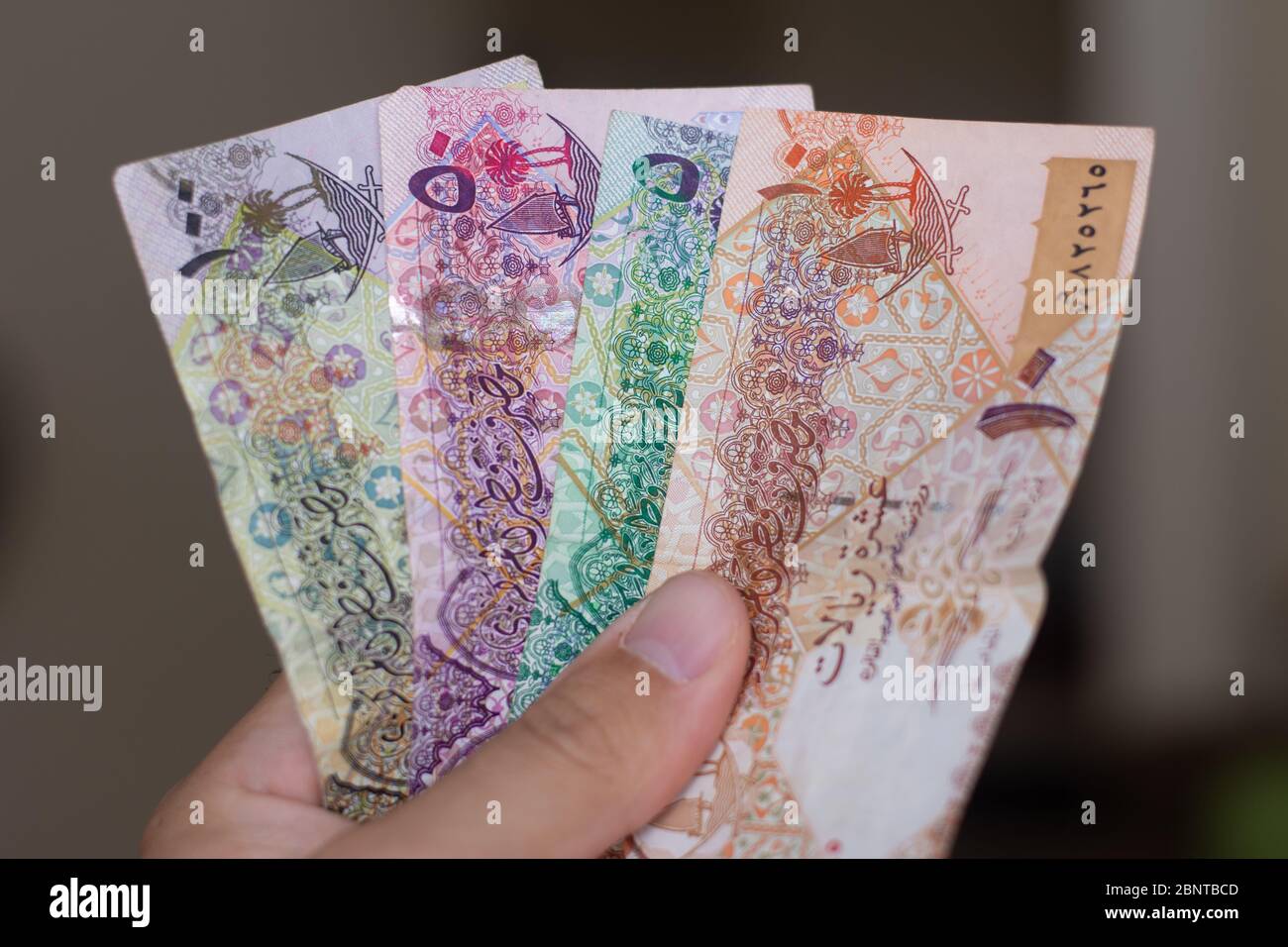 Qatar banknote riyal currency hi-res stock photography and images - Alamy