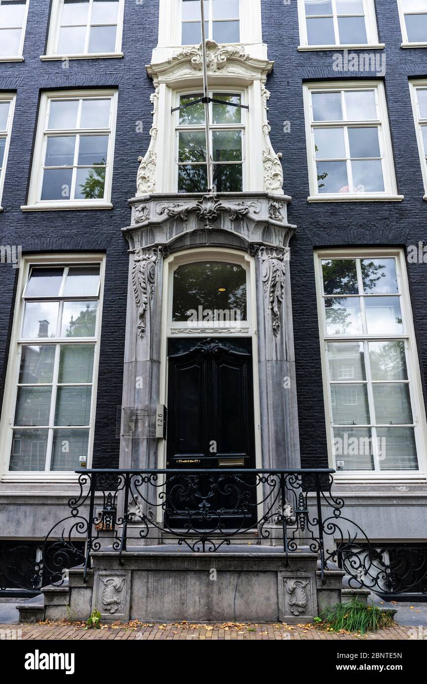 Famous crooked house hi-res stock photography and images - Alamy