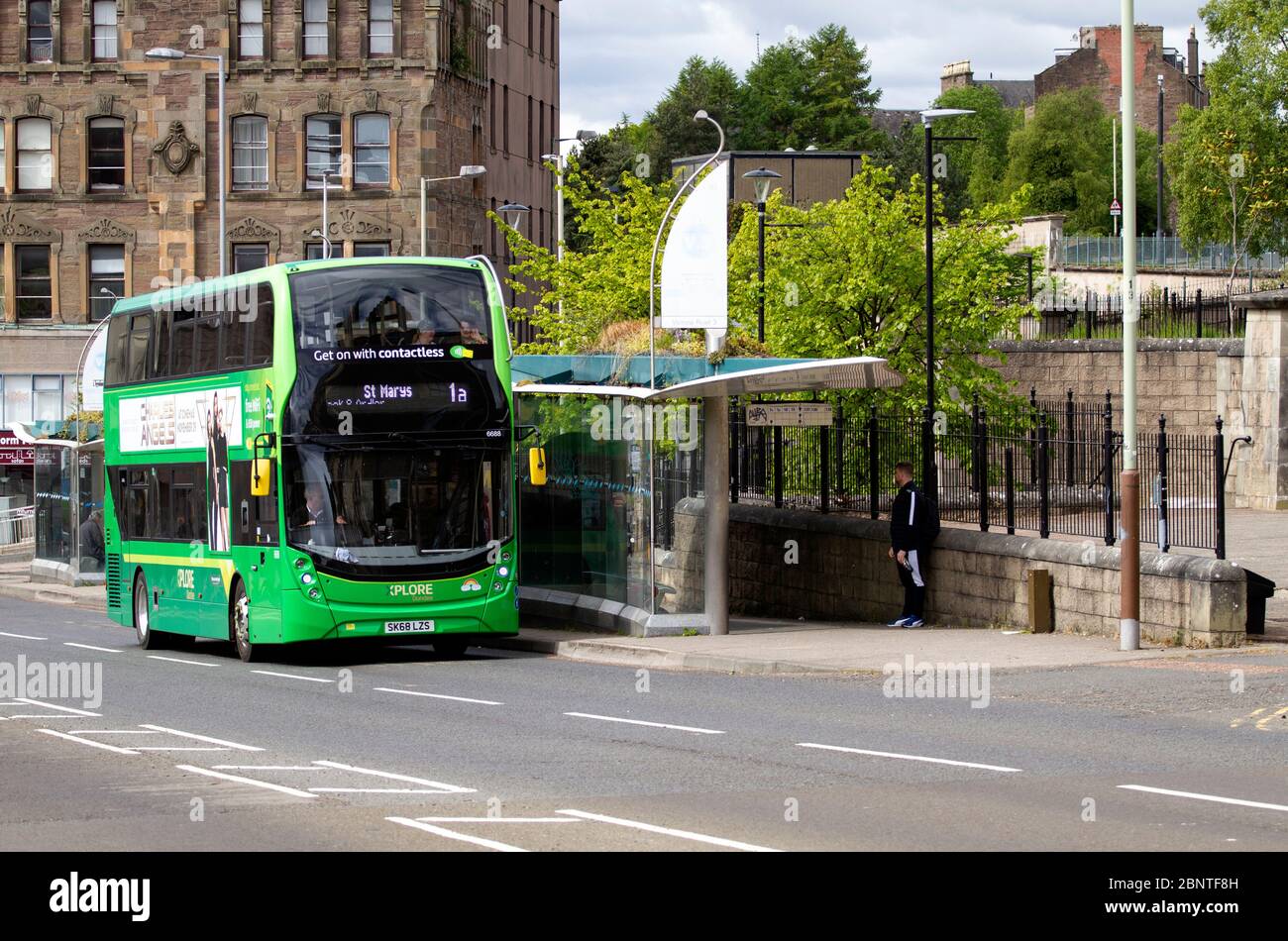 Xplore dundee bus hi-res stock photography and images - Alamy