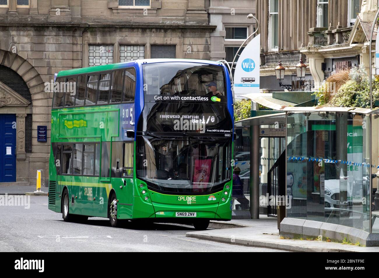 Xplore buses hi-res stock photography and images - Alamy