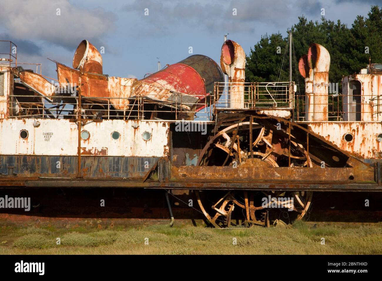 The hulk of the paddlesteamer Ryde, resting in a mud berth at Island ...
