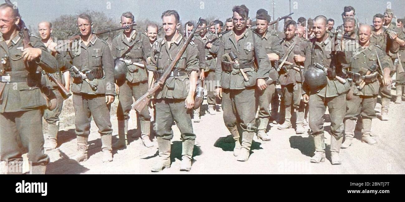 Nazi German soldiers in Second World War Stock Photo - Alamy