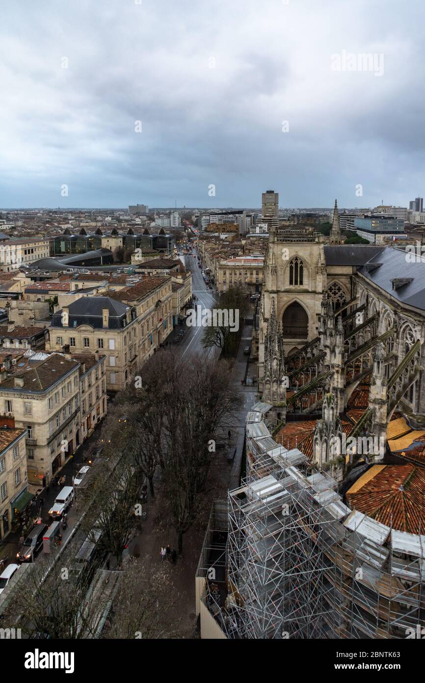Cathedrale Saint Andre and Pey Berland Tower in Bordeaux, France Stock ...