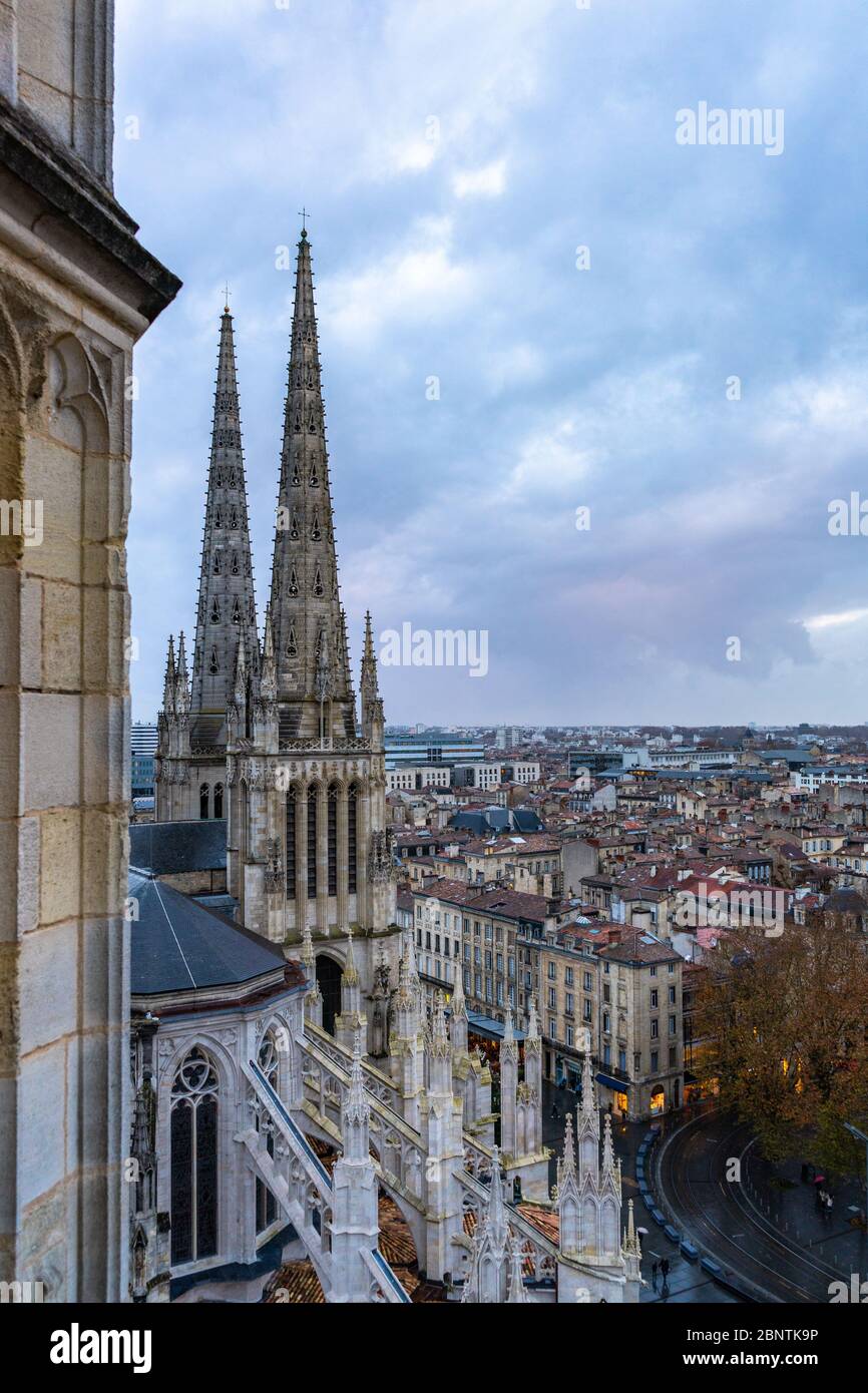 Cathedrale Saint Andre and Pey Berland Tower in Bordeaux, France Stock ...