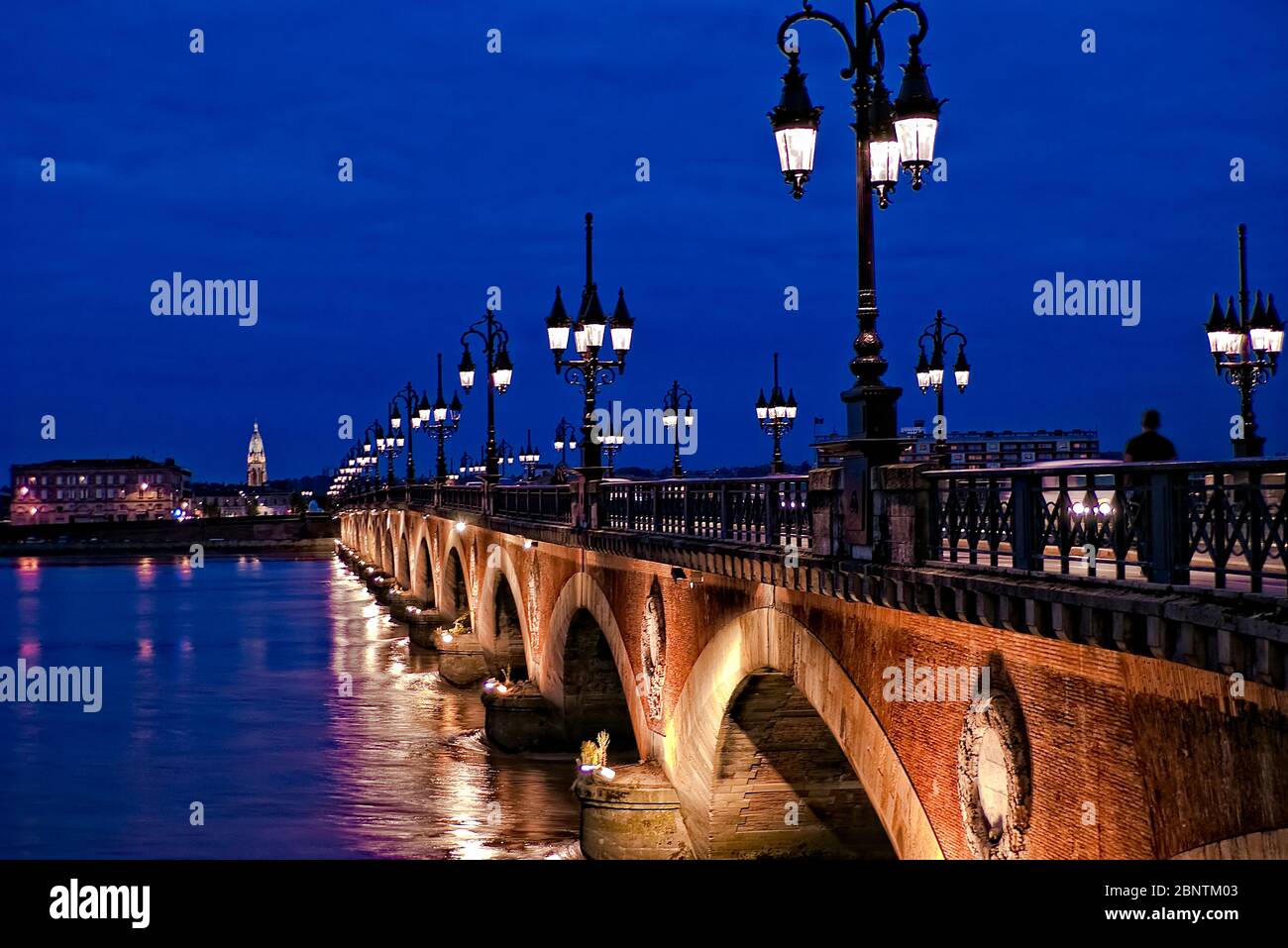 Ponte de pierre hi-res stock photography and images - Alamy