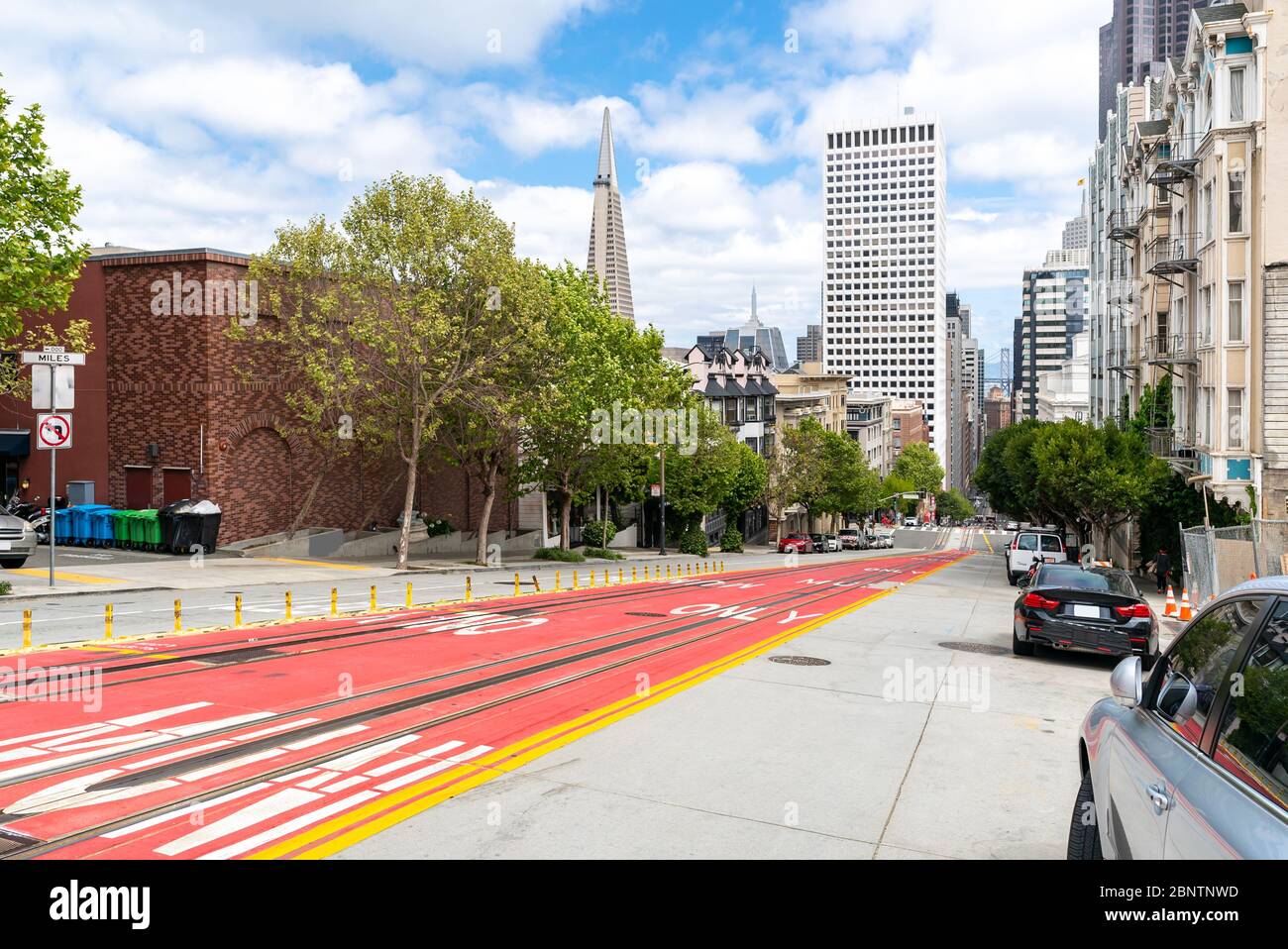 San Francisco downtown with culture and citylife at Powell street and ...