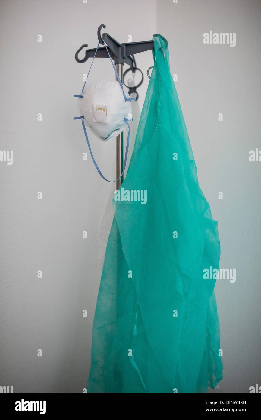 Lab coat hanging hi-res stock photography and images - Alamy